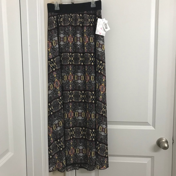 LuLaRoe | Skirts | Nwt Lularoe Lucy Gorgeous | Poshmark